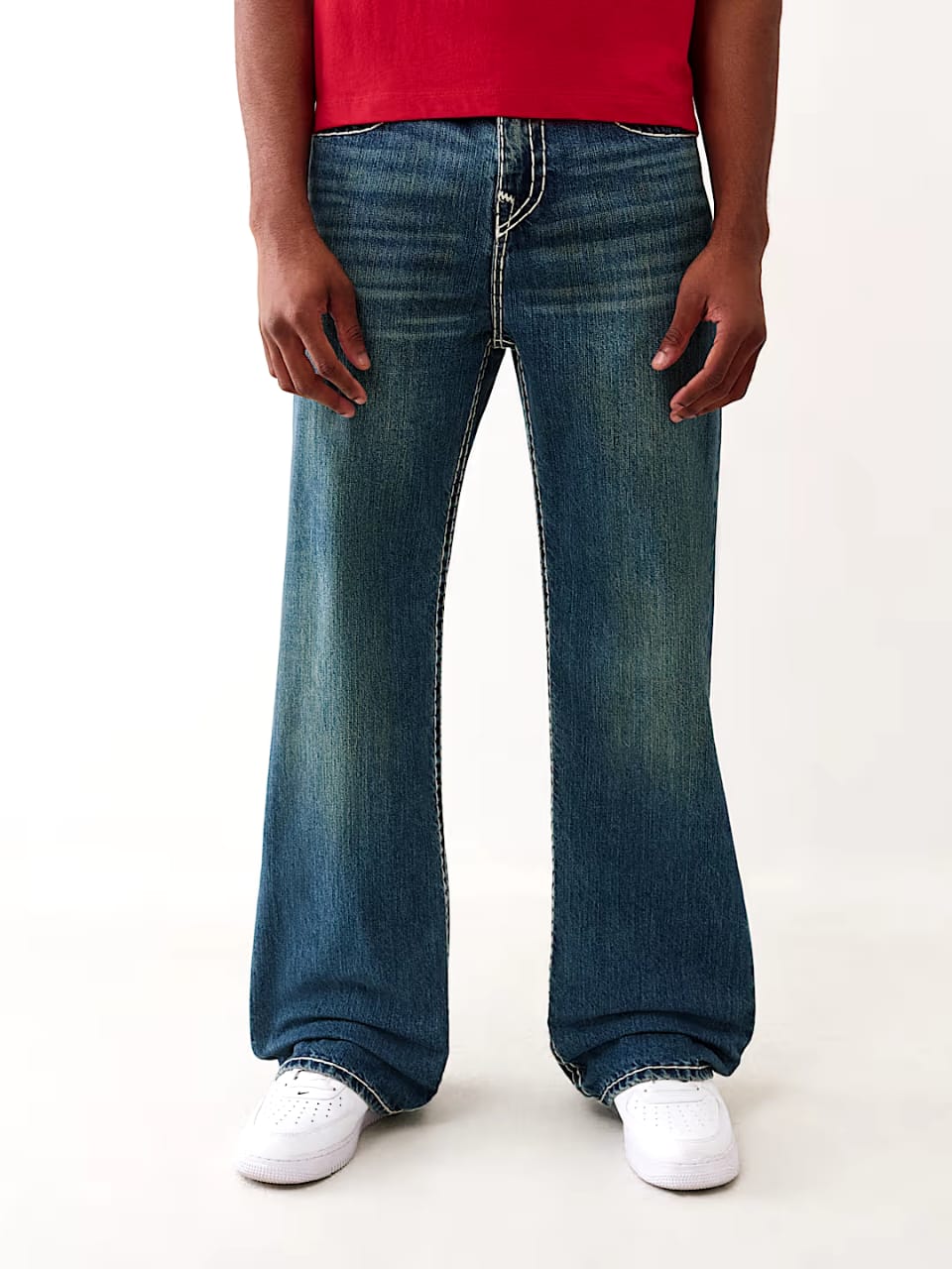 True Religion VINNY SUPER T HERITAGE HORSESHOE ULTRA BAGGY JEAN – GOWN